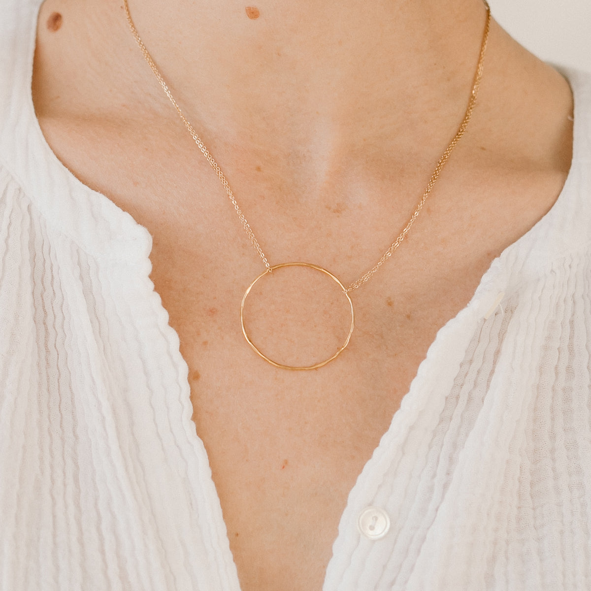 Dawn - Minimalist Circle Necklace - Handmade Jewelry – Laura Elizabeth